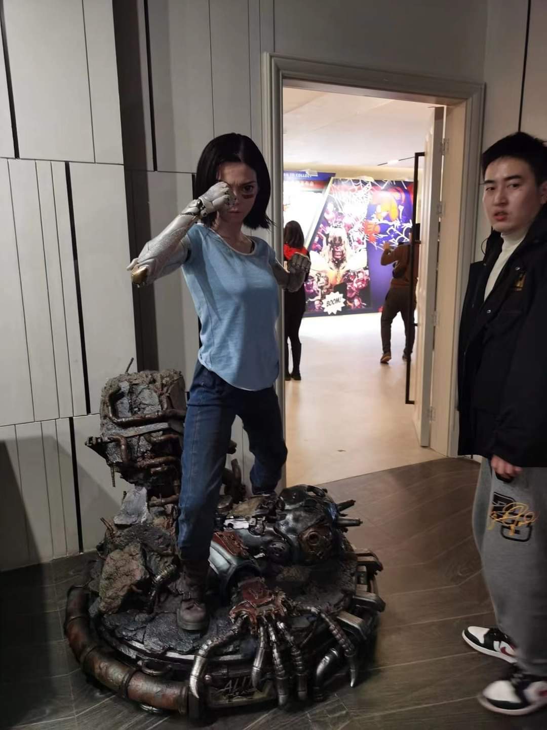 Coming soon: “Life-sized Alita statue” – The Alita Army
